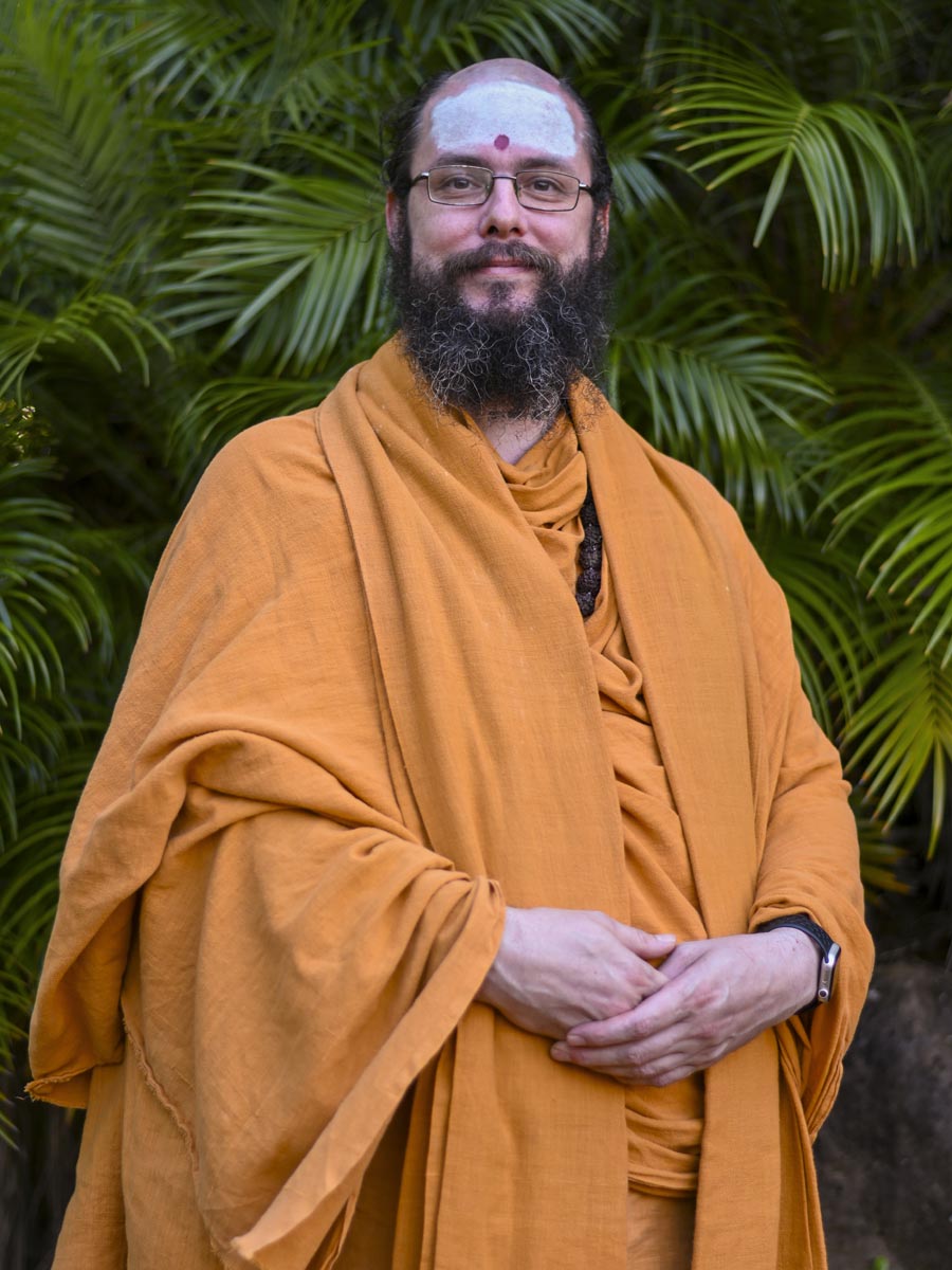 The Monks of Kauai's Hindu Monastery - Kauai's Hindu Monastery