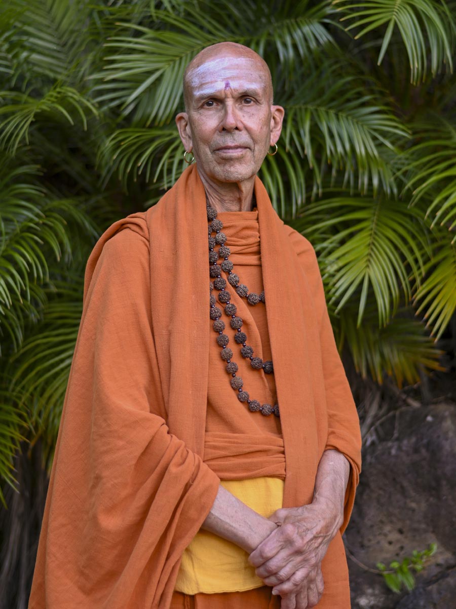 The Monks of Kauai's Hindu Monastery - Kauai's Hindu Monastery
