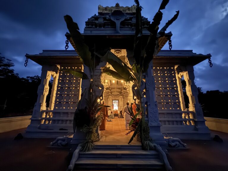 Sivalaya Dipam 2024 - Kauai's Hindu Monastery