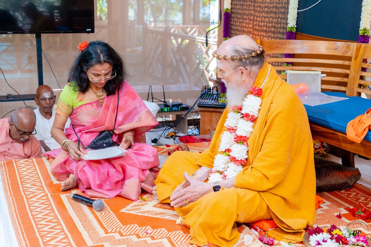 More of Satguru's Activity in Mauritius - Kauai's Hindu Monastery