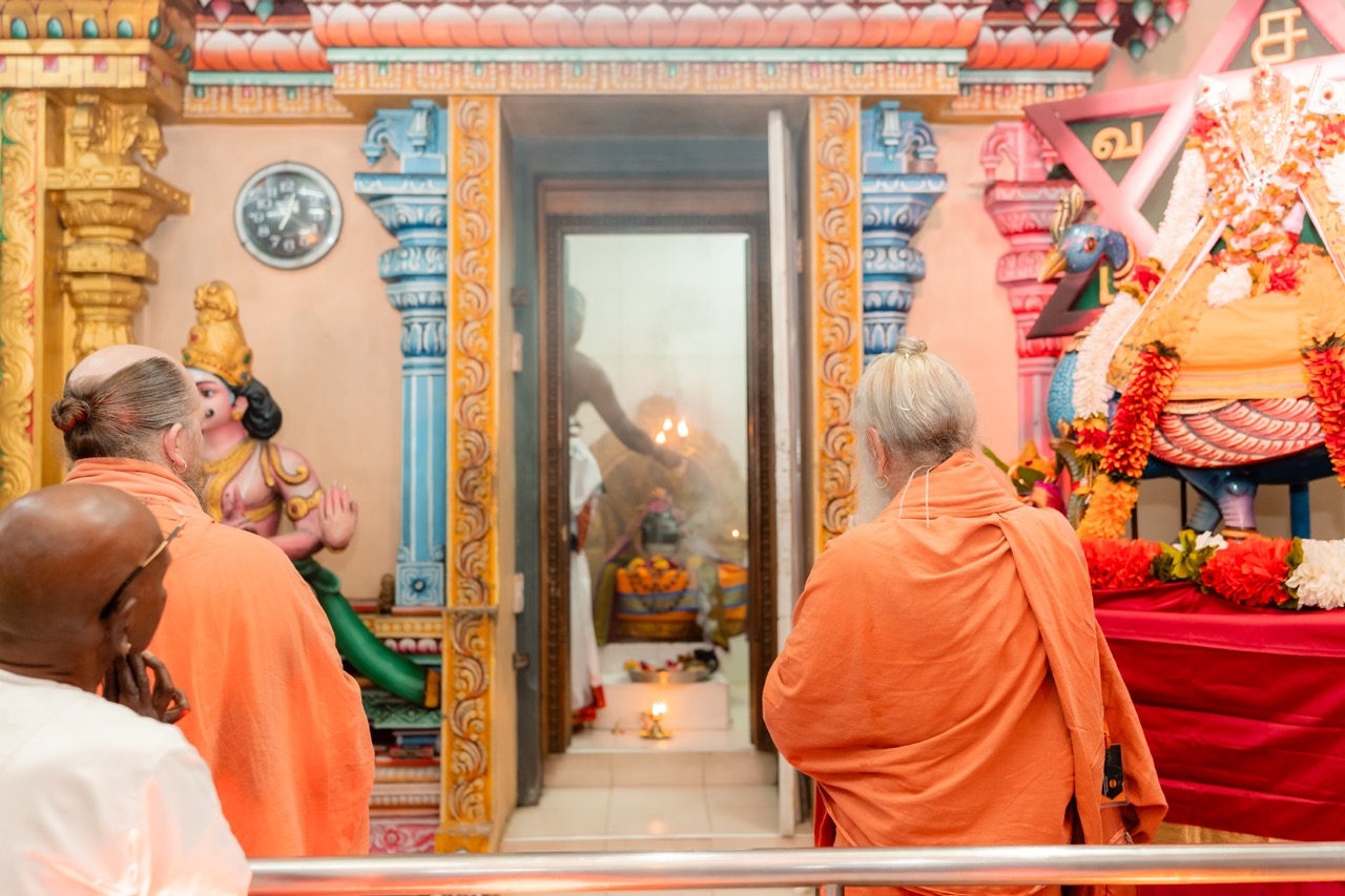 Mayil Kovil Visit - Kauai's Hindu Monastery